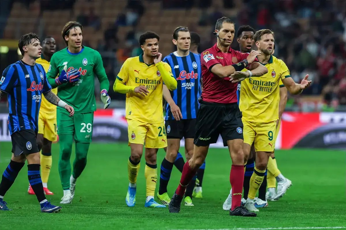 Crise no Milan: Derrota em casa coloca champions em risco