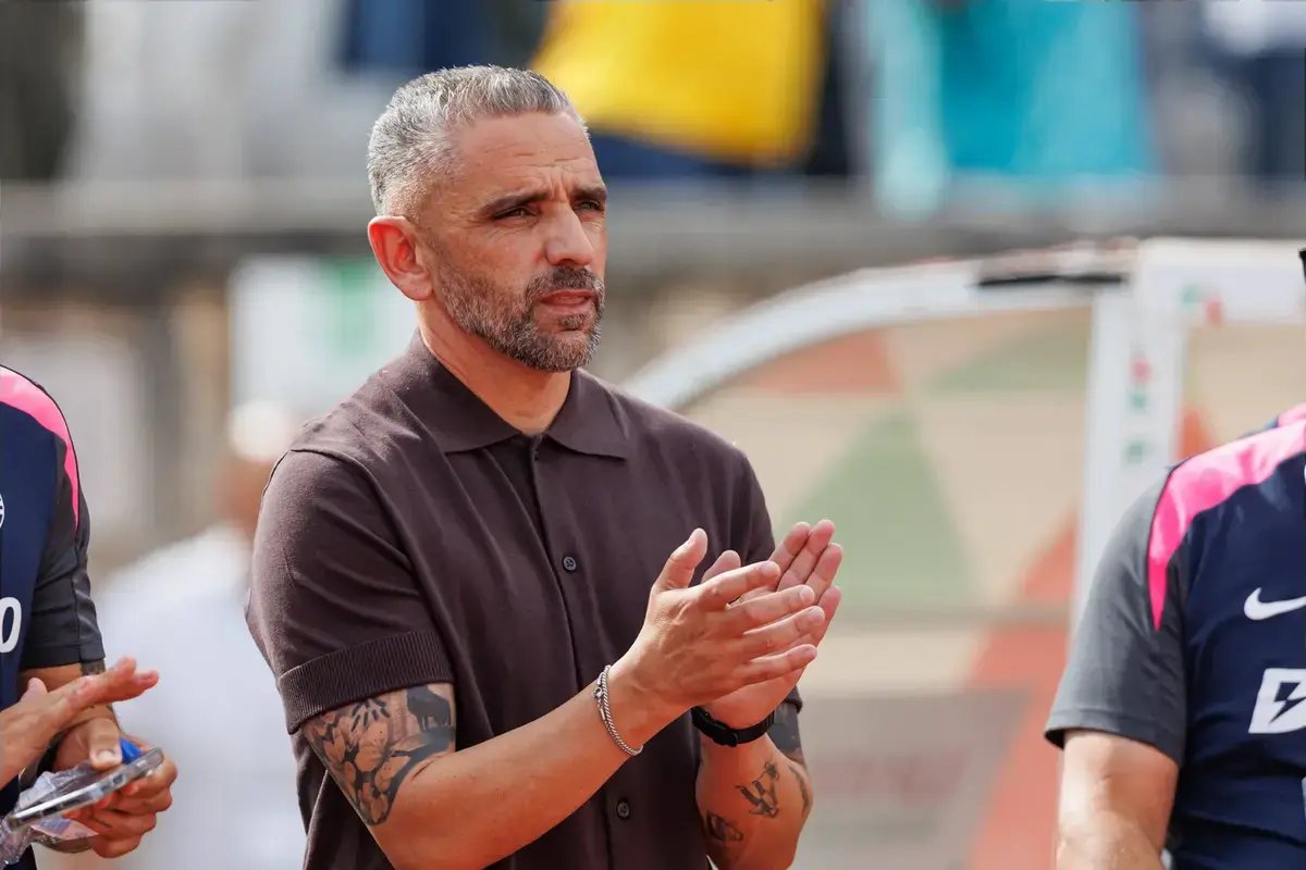 Rui Borges enfrenta pressão após queda no jamor